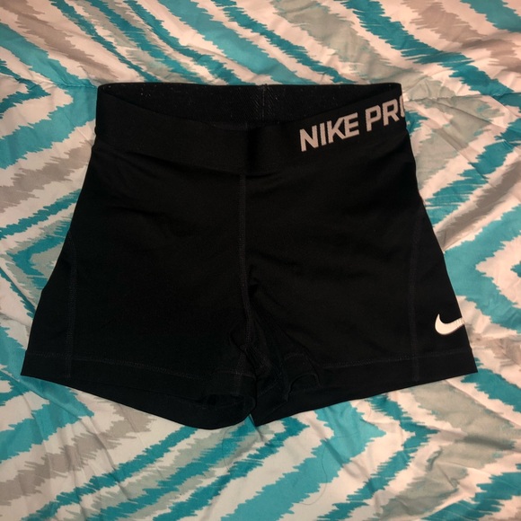 Nike | Shorts | Black Nike Pros Xs | Poshmark